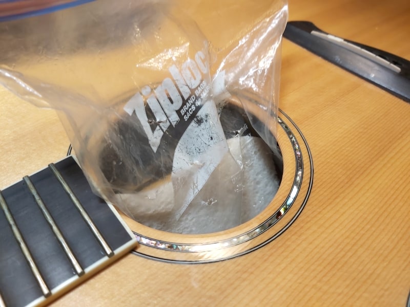 How To Revive a Dehydrated Acoustic Guitar After a Cold, Dry Winter ...